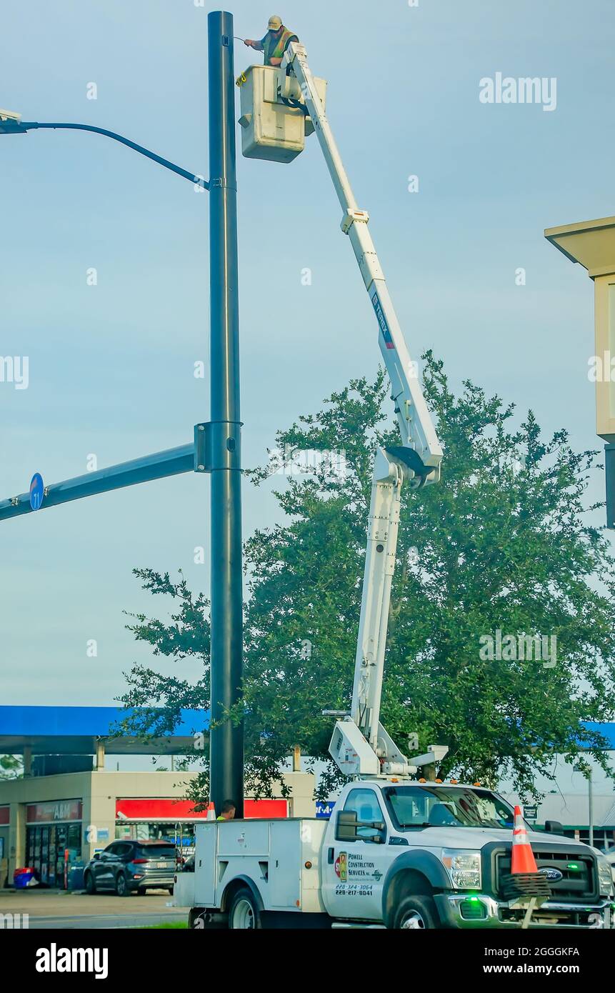 Powell construction services hi-res stock photography and images - Alamy