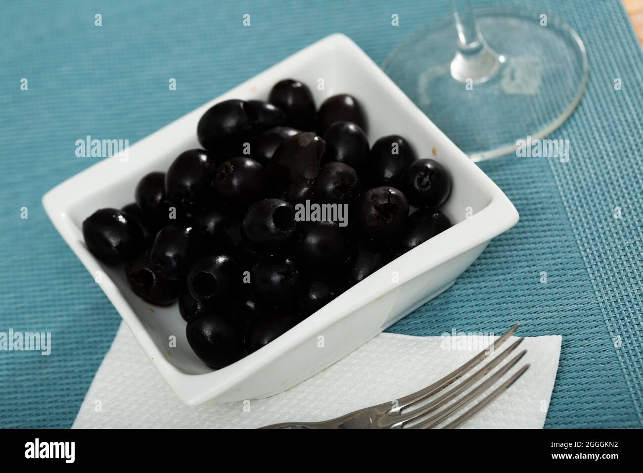 Dish of pitted olives hi-res stock photography and images - Alamy