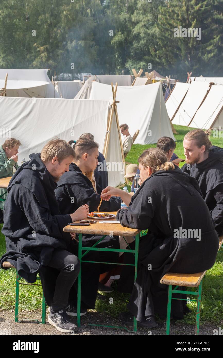 Medieval monks eat hi-res stock photography and images - Alamy