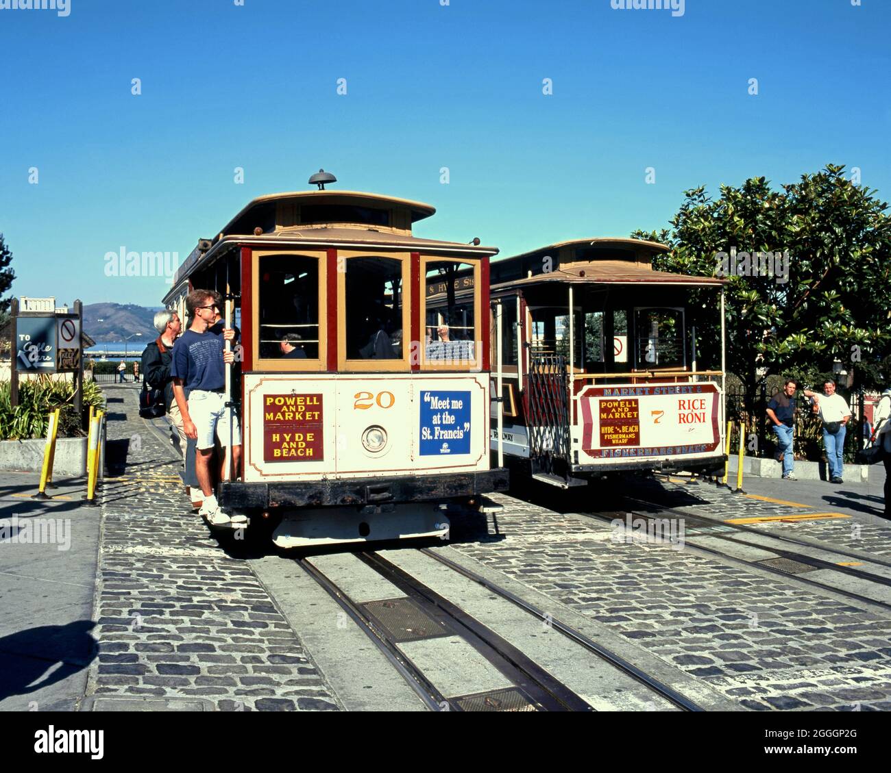San francisco terminal 2 hi-res stock photography and images - Alamy