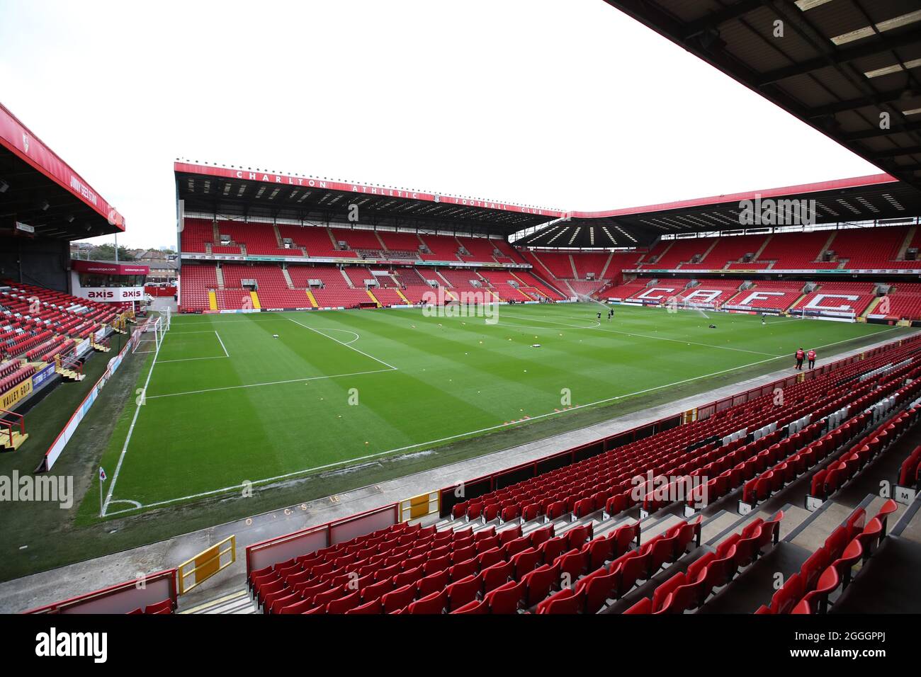 Charlton valley general hi-res stock photography and images - Alamy