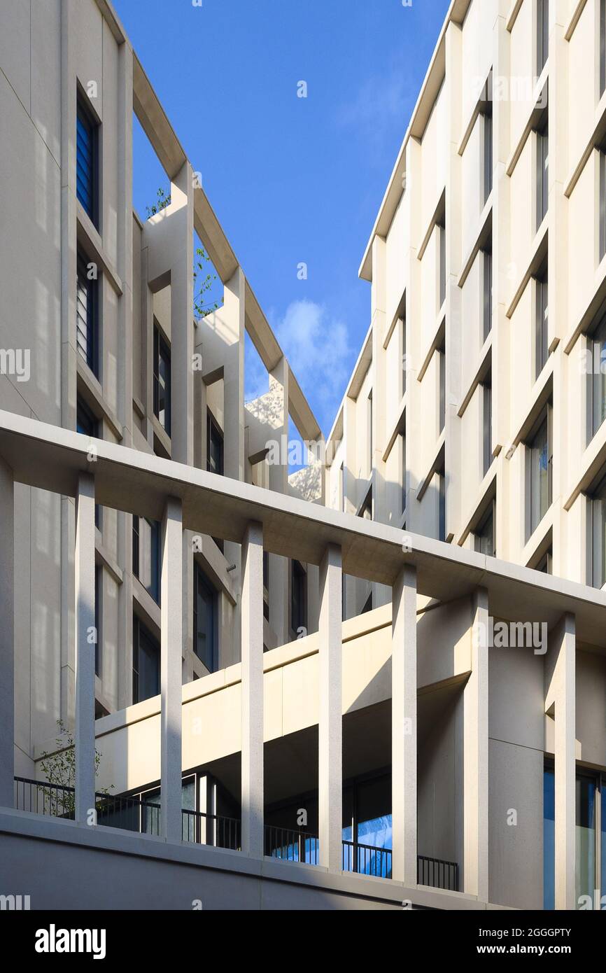 London school of economics marshall building hi-res stock photography and images - Alamy