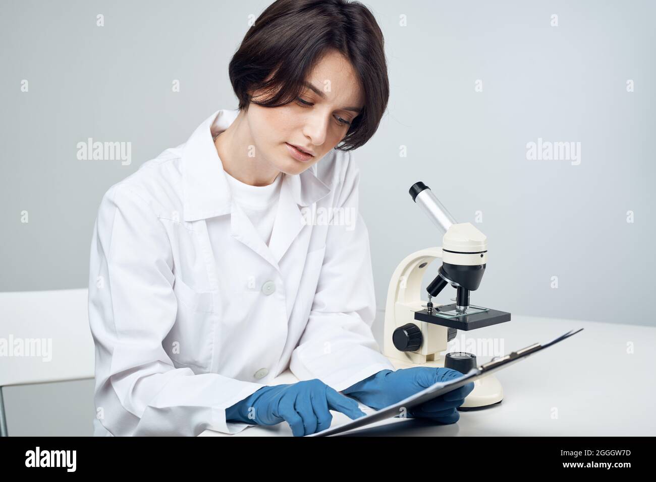 laboratory microscope science professionals research Stock Photo - Alamy