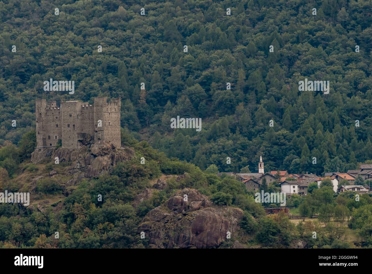 Ussel castle hi-res stock photography and images - Alamy