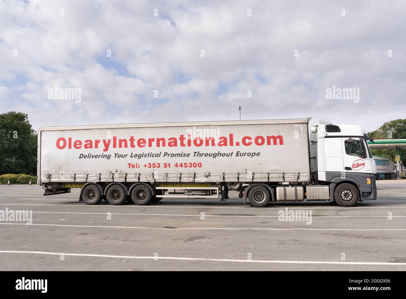 HGV Lorry OlearyInternational Kent England Stock Photo - Alamy