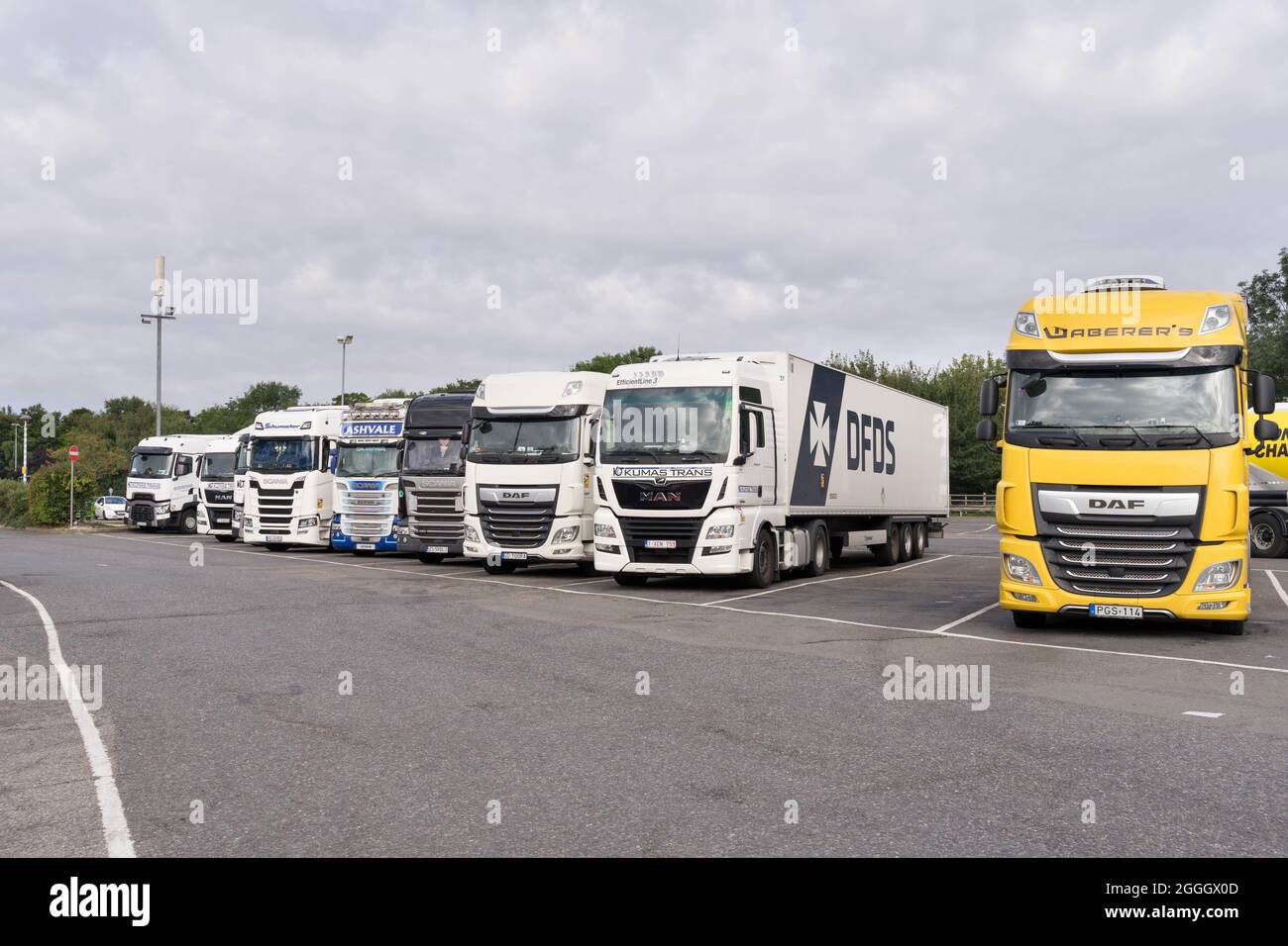Hgv lorry hi-res stock photography and images - Alamy