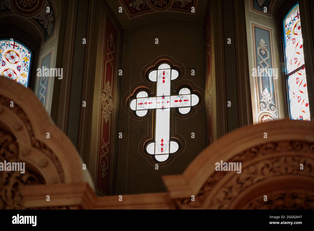 Holy grail stained glass window hi-res stock photography and images - Alamy