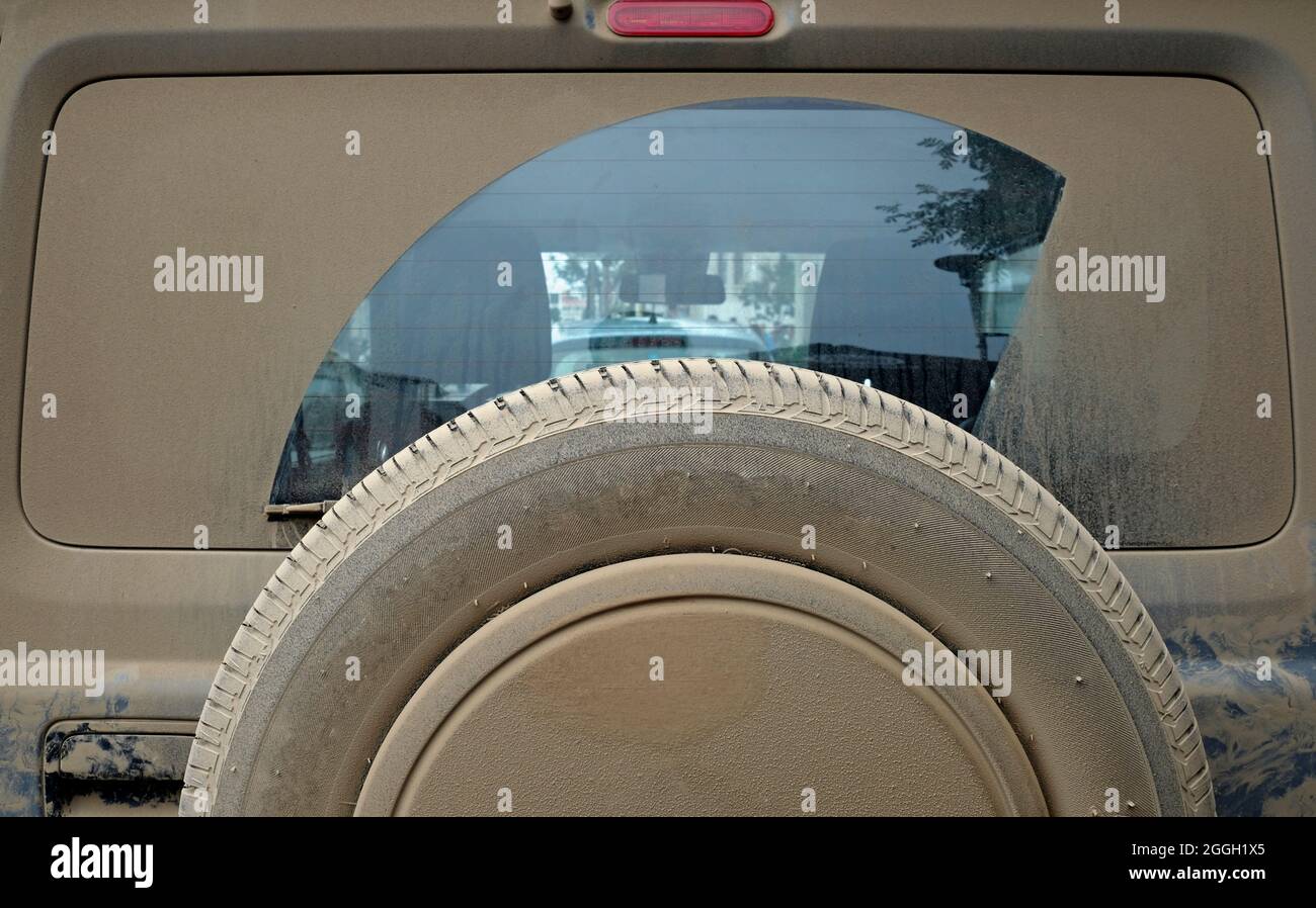 Back window hi-res stock photography and images - Alamy