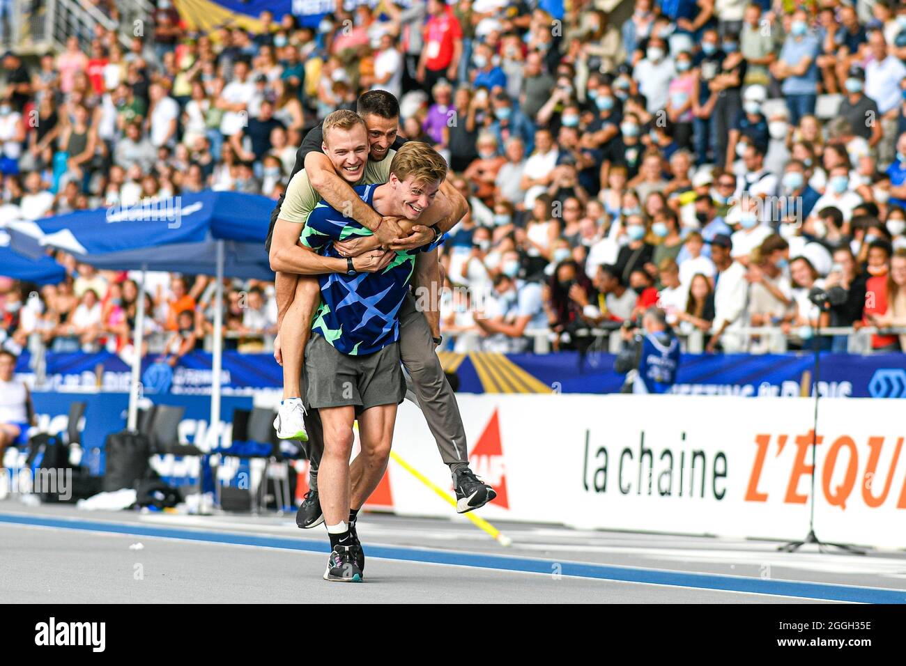 Chris nilsen hi-res stock photography and images - Alamy