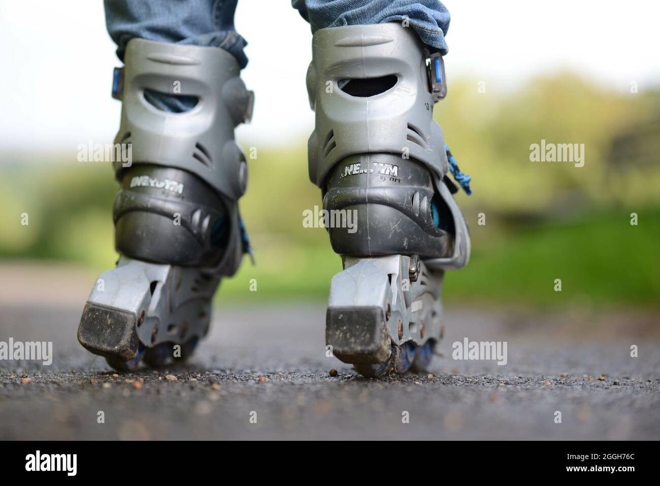 Inline skating freestyle hi-res stock photography and images - Alamy