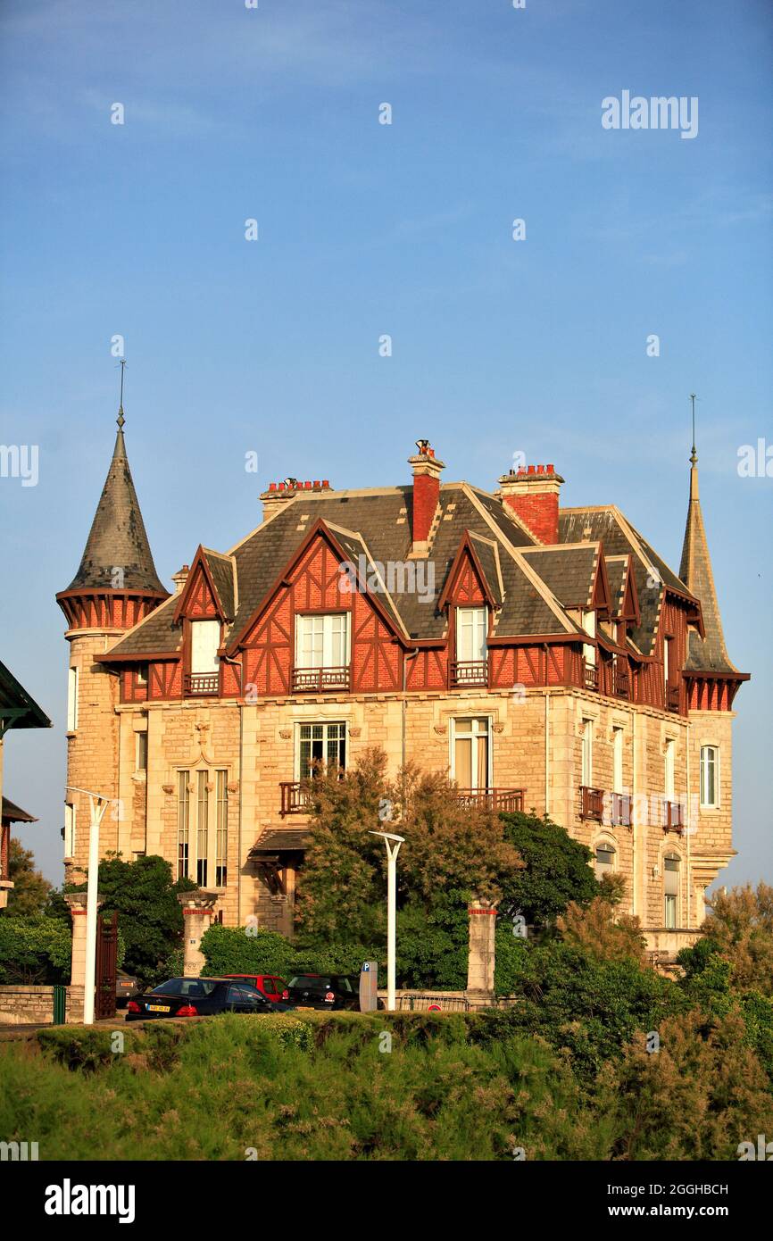 FRANCE, PYRENEES ATLANTIQUES (64) BASQUE COUNTRY, BIARRITZ VILLA Stock ...