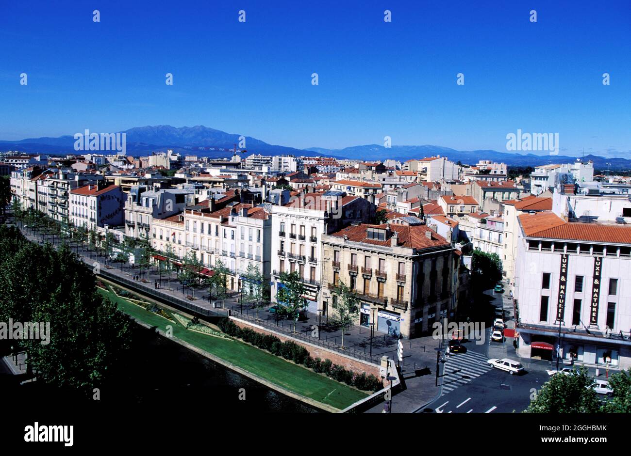 Thermal baths pyrenees hi-res stock photography and images - Alamy