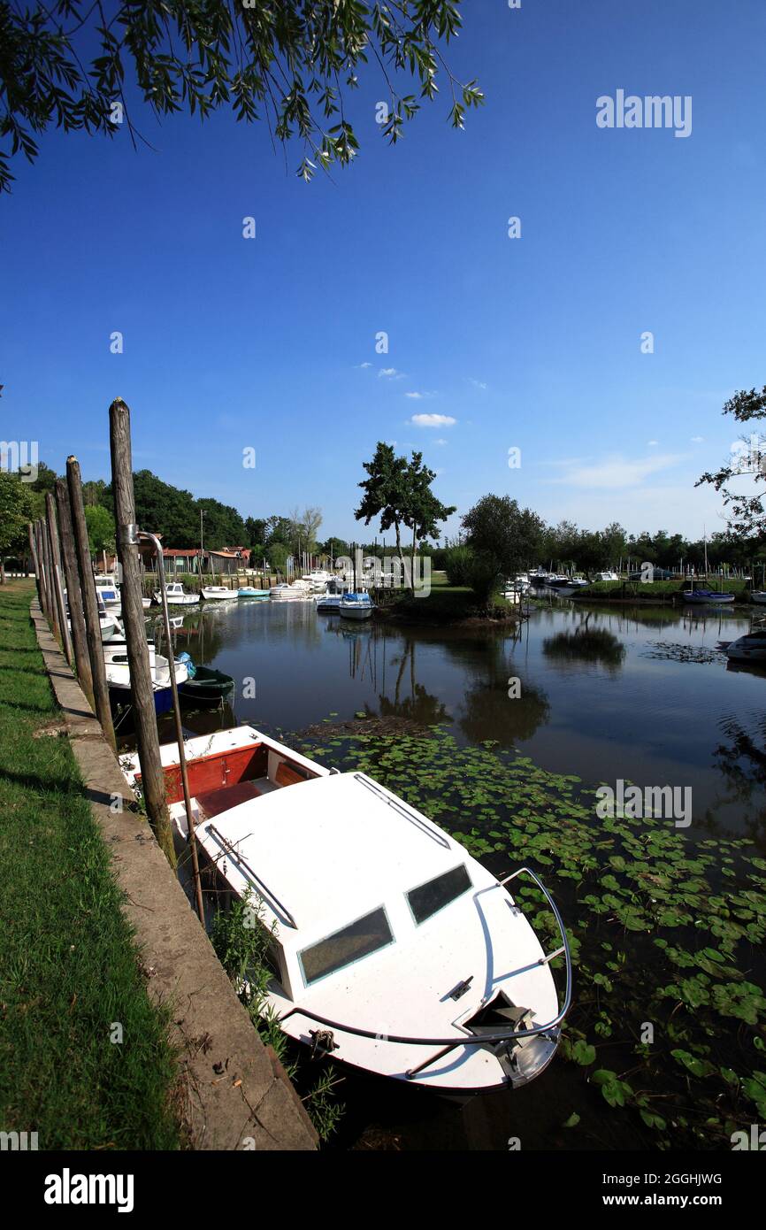 Bassin arcachon port biganos hi-res stock photography and images - Alamy