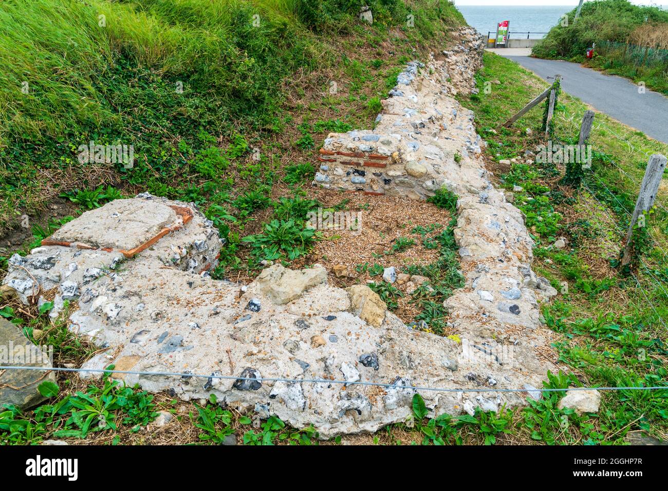 Roman foundations hi-res stock photography and images - Alamy