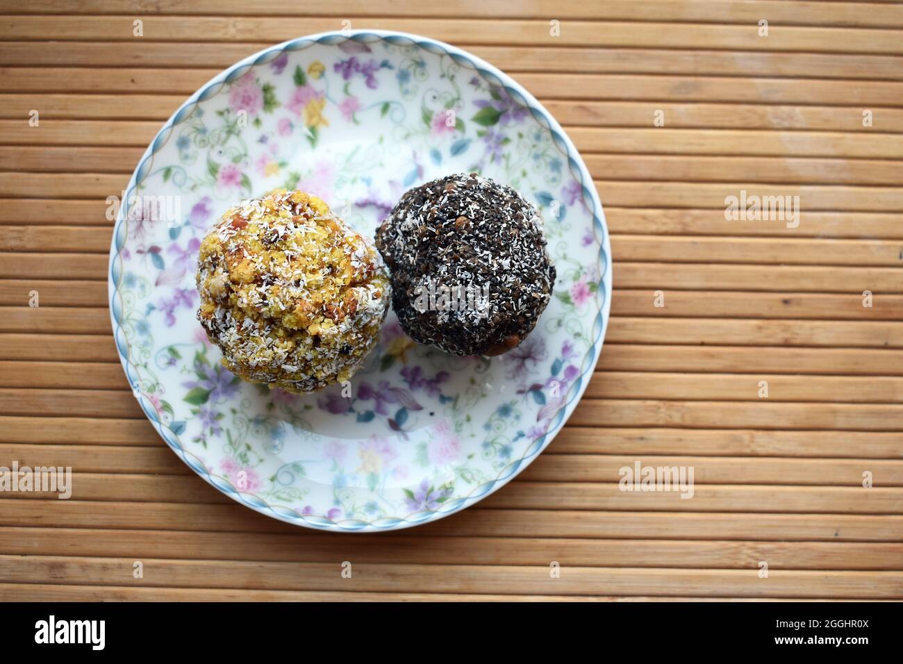 Indian sweets hi-res stock photography and images - Alamy