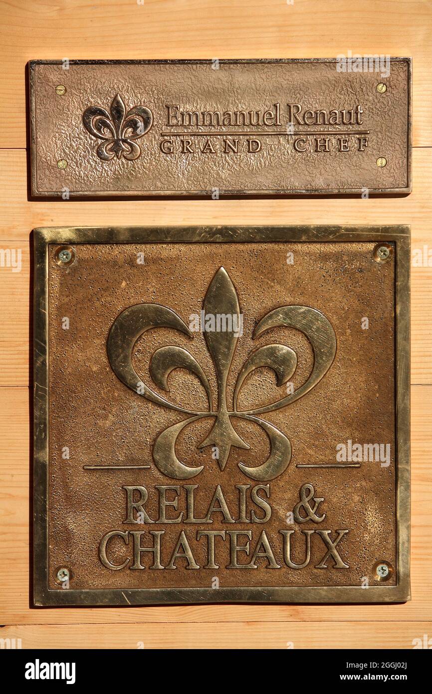 Michelin guide plate hi-res stock photography and images - Alamy