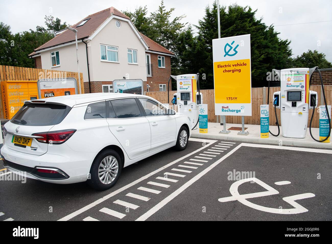 Standard unleaded hi-res stock photography and images - Alamy