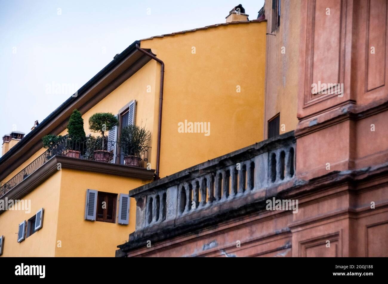 Renaissance balcony in florence hi-res stock photography and images - Alamy