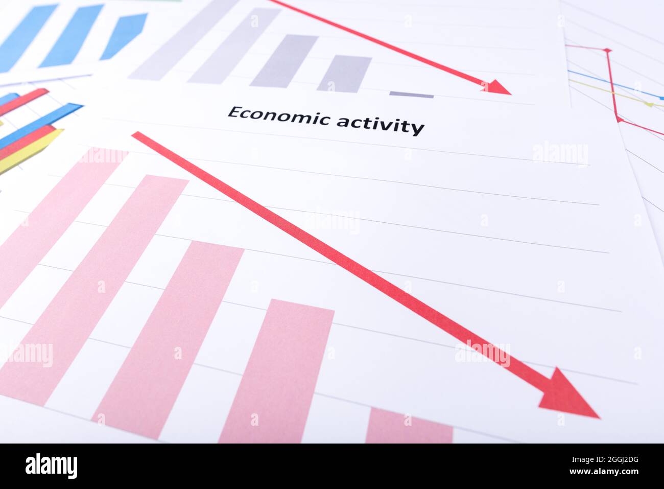 Graph showing economy decline Stock Photo - Alamy