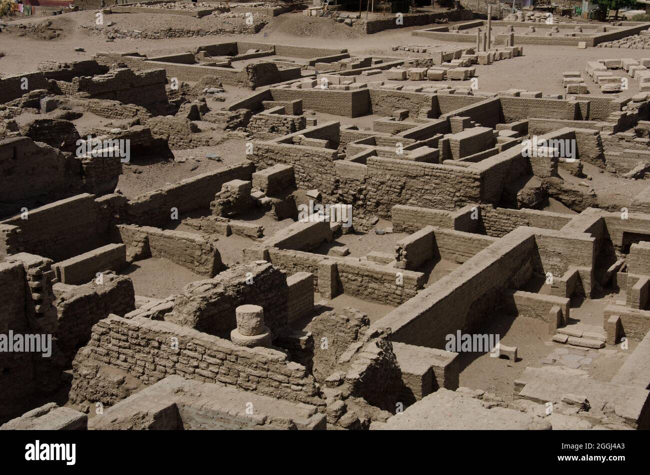 Elephantine ruins hi-res stock photography and images - Alamy