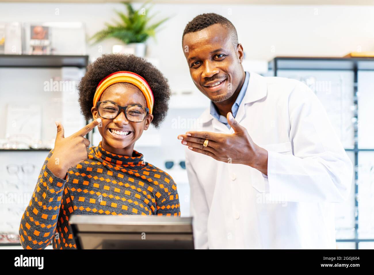 Specialist helping african american client hi-res stock photography and ...