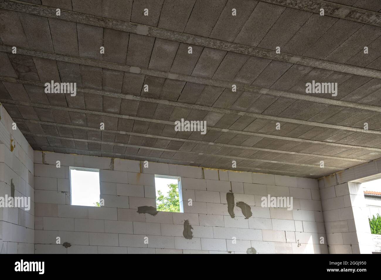 Concrete ceiling on a constructed house Stock Photo - Alamy