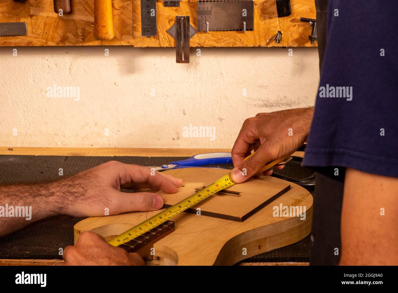 luthier working in his workshop Stock Photo - Alamy