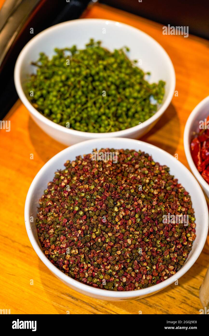 Chinese traditional seasoning green pepper and dried red pepper Stock ...