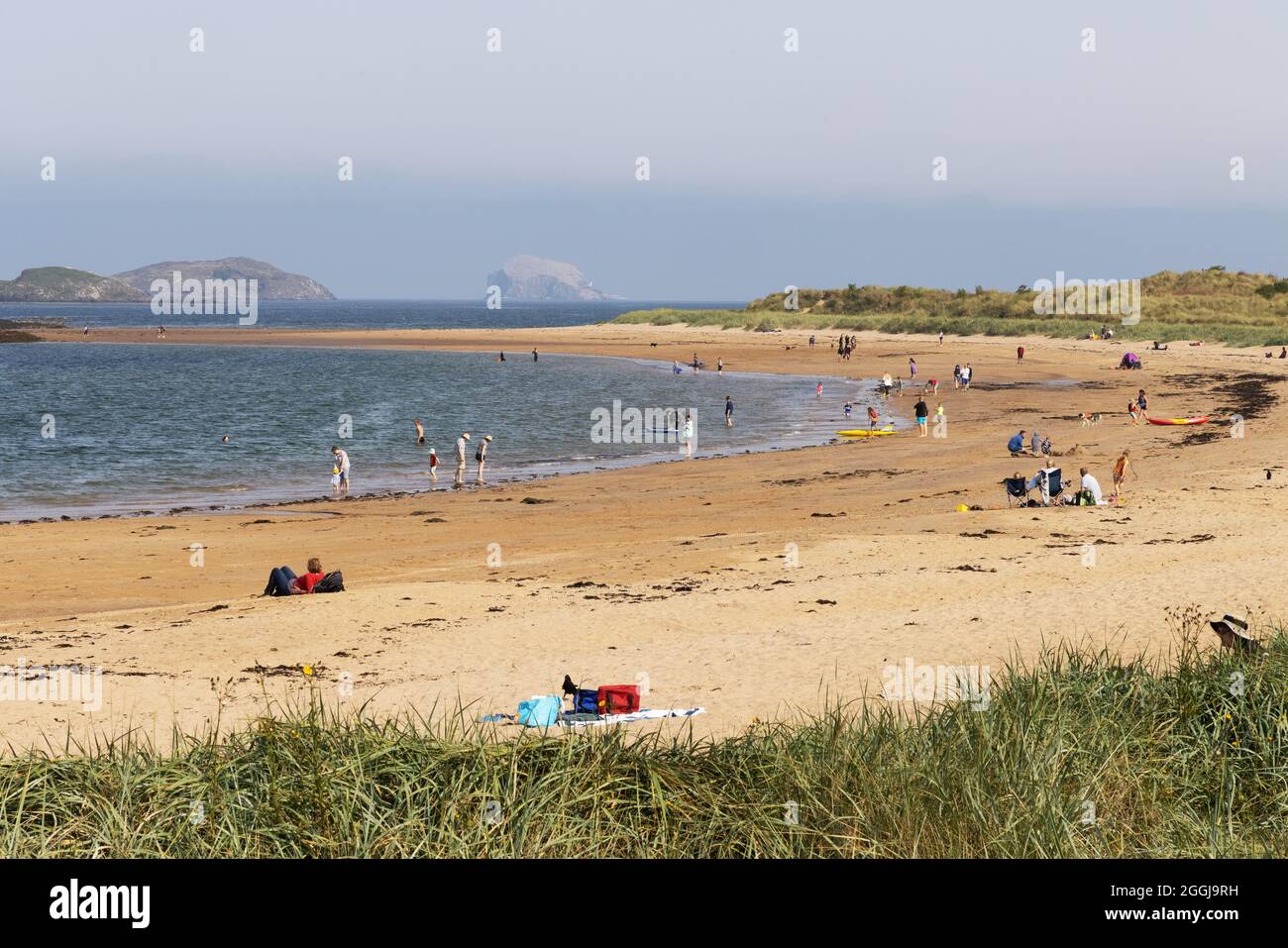 Edinburgh beaches hi-res stock photography and images - Alamy