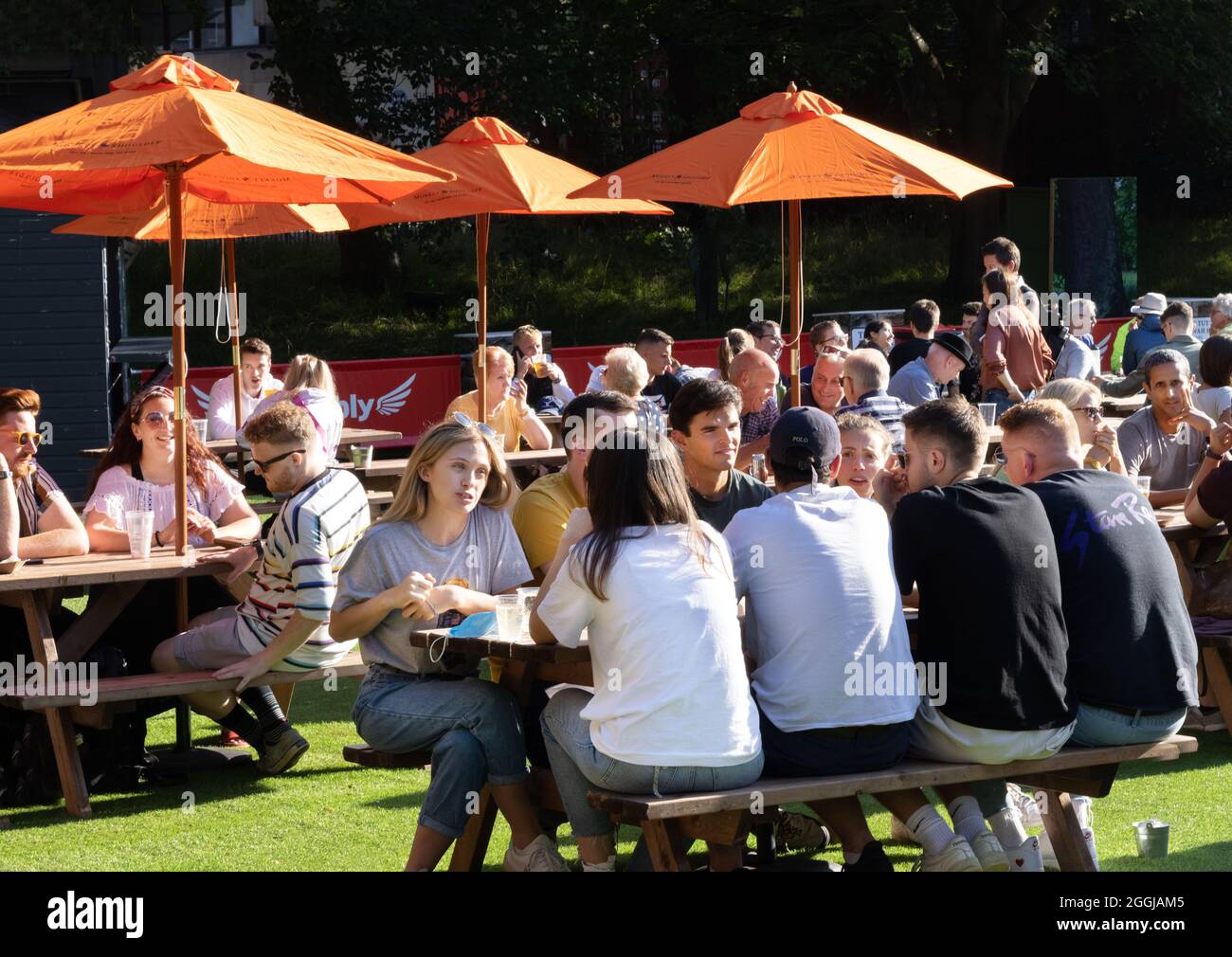 Assembly George Square Gardens, Edinburgh, people sitting drinking in ...