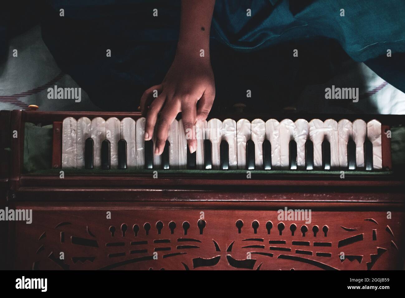 Vintage antique art concept hi-res stock photography and images - Alamy