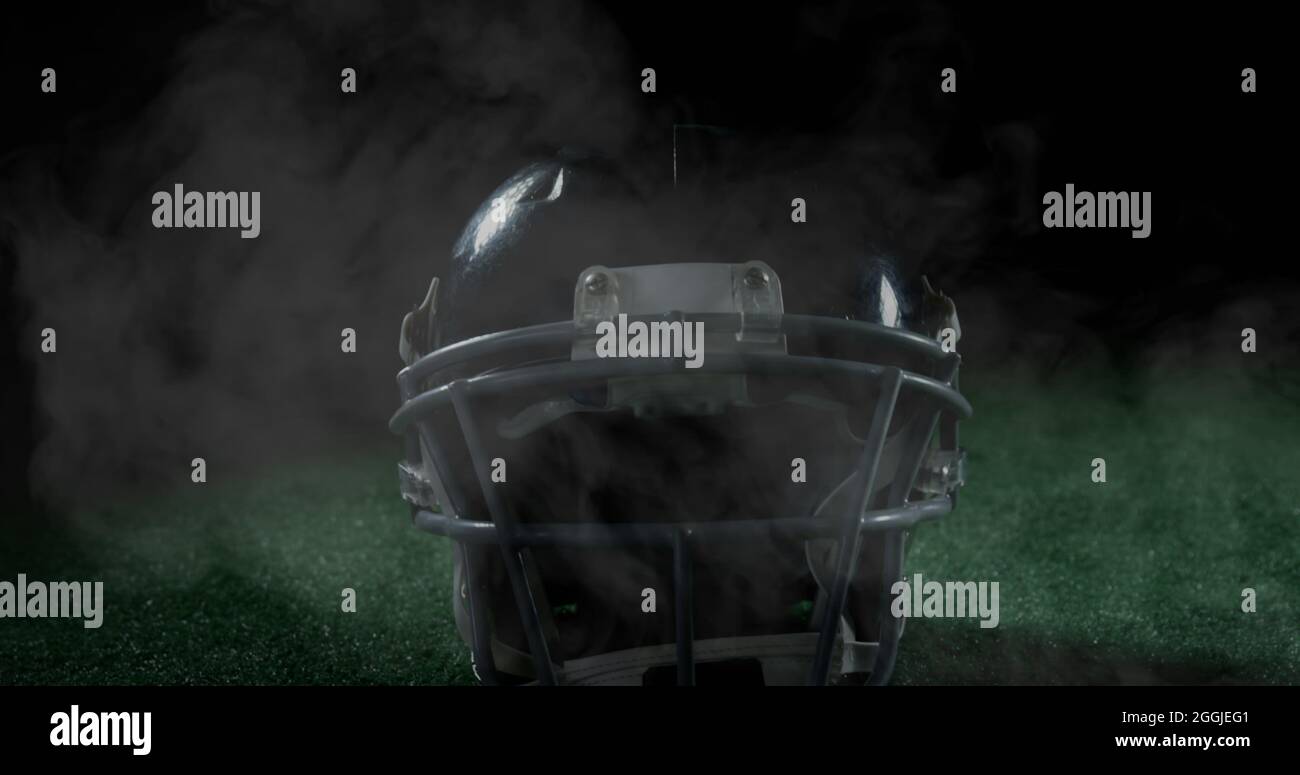 American football player and smoke 4k Stock Photo - Alamy