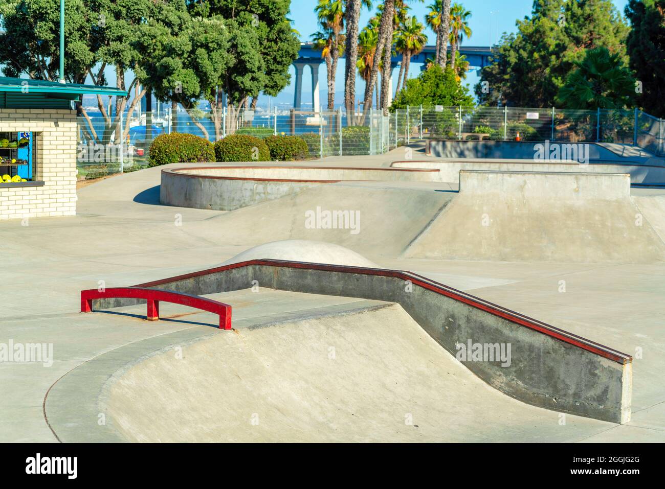 Sunny view of an empty skate park in the daylight Stock Photo - Alamy