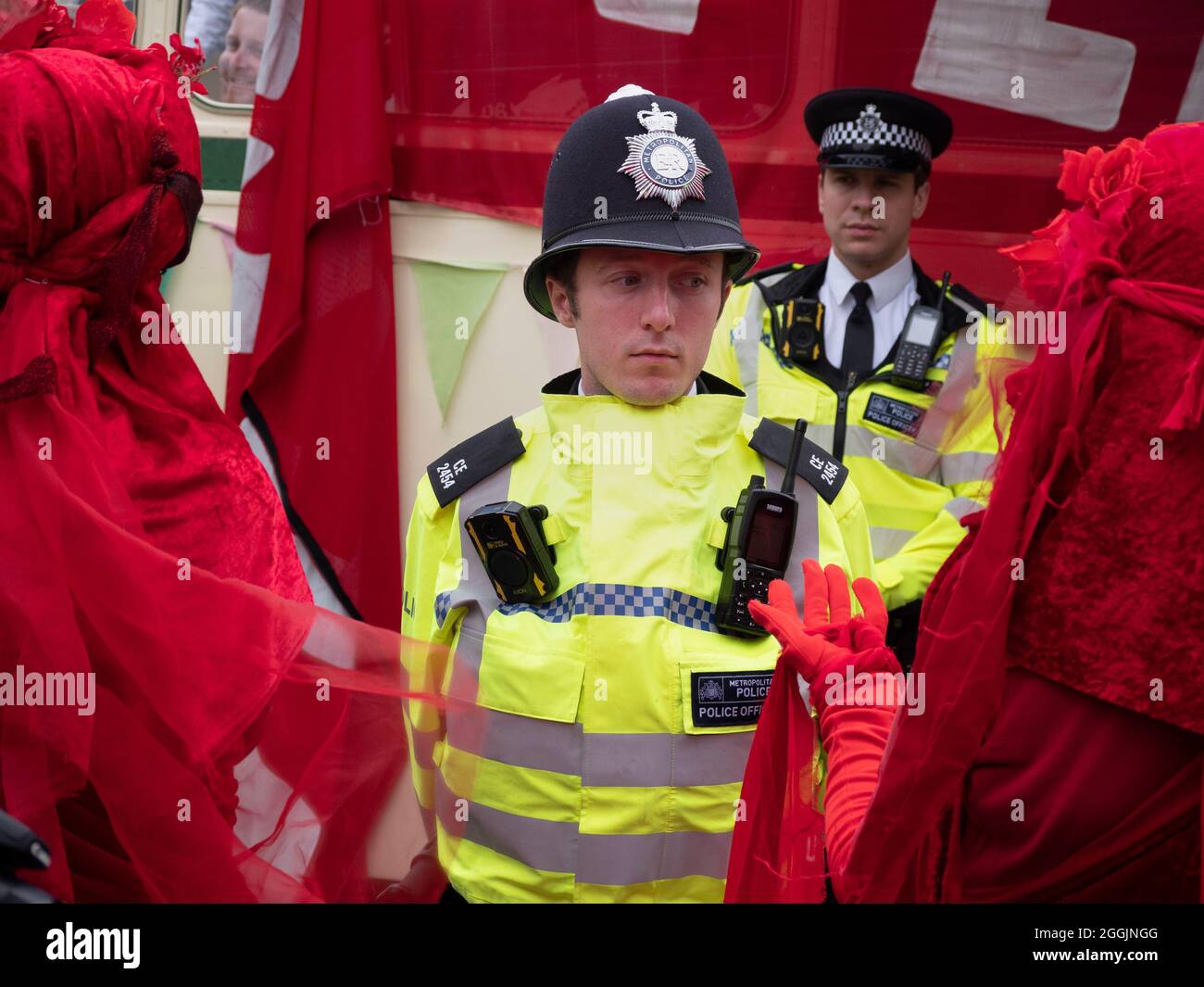 Extinction Rebellion activists London 31 August 2021, Red brigade ...