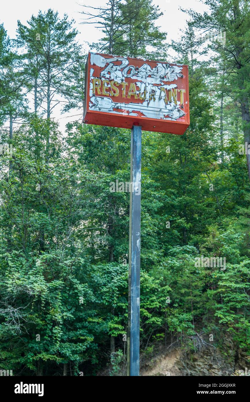 Old broken neon sign hi-res stock photography and images - Alamy