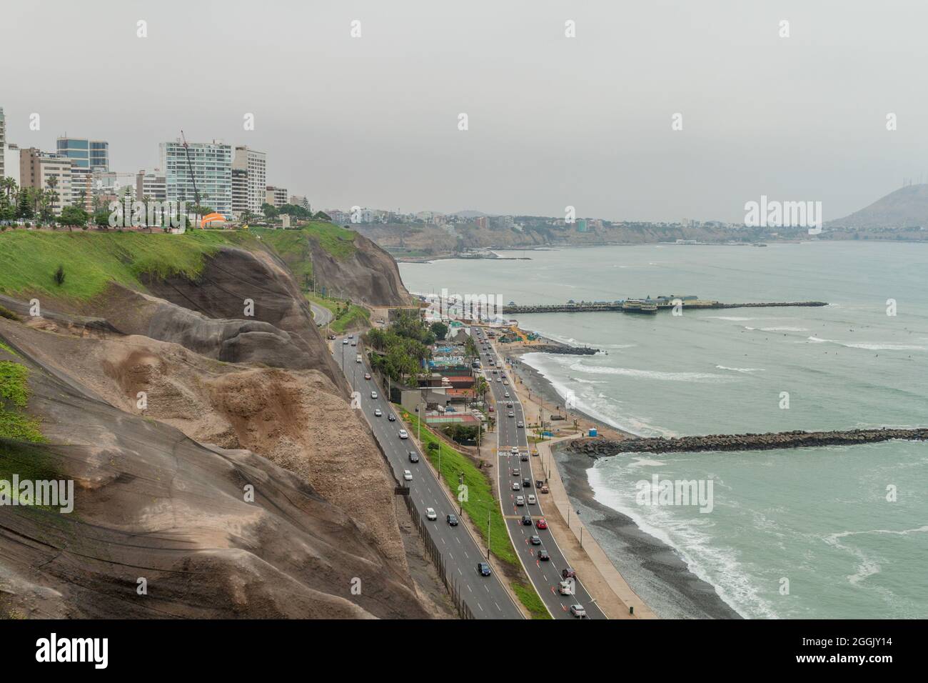 Miraflores beach cliffs lima peru hi-res stock photography and images ...