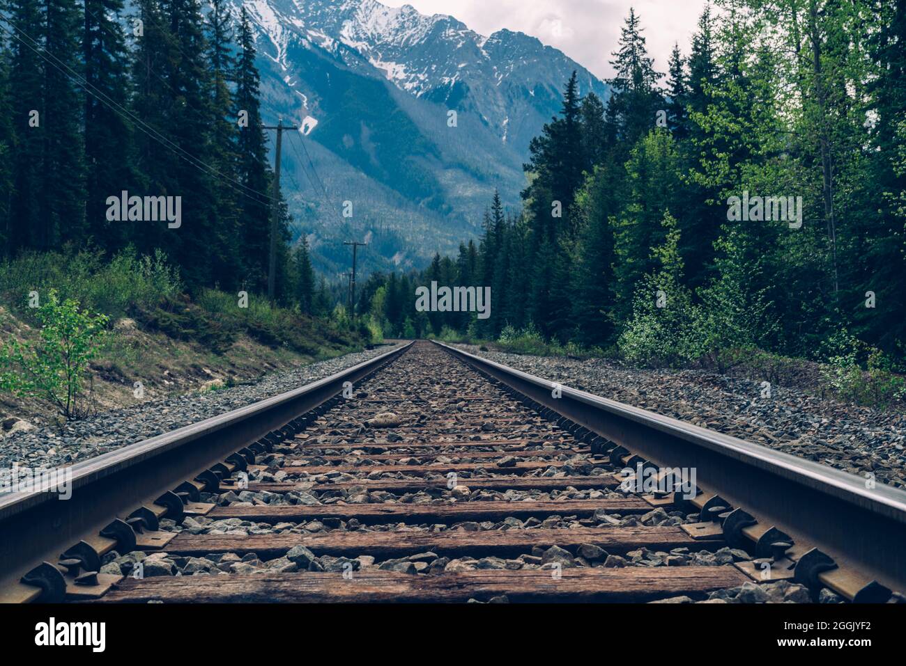 Infinity tracks hi-res stock photography and images - Alamy