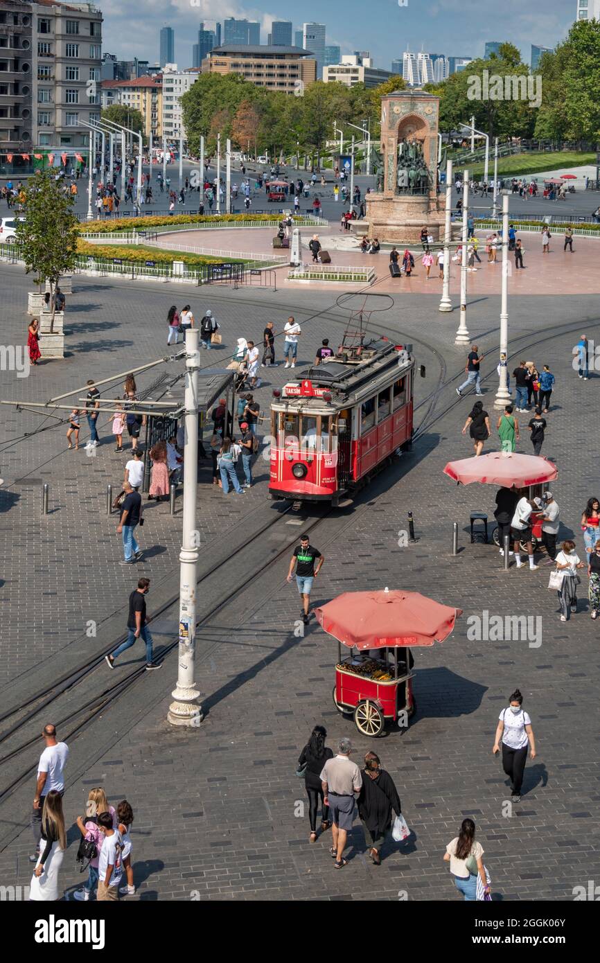 Taksim Square in Beyoglu district of Istanbul, Turkey Stock Photo - Alamy