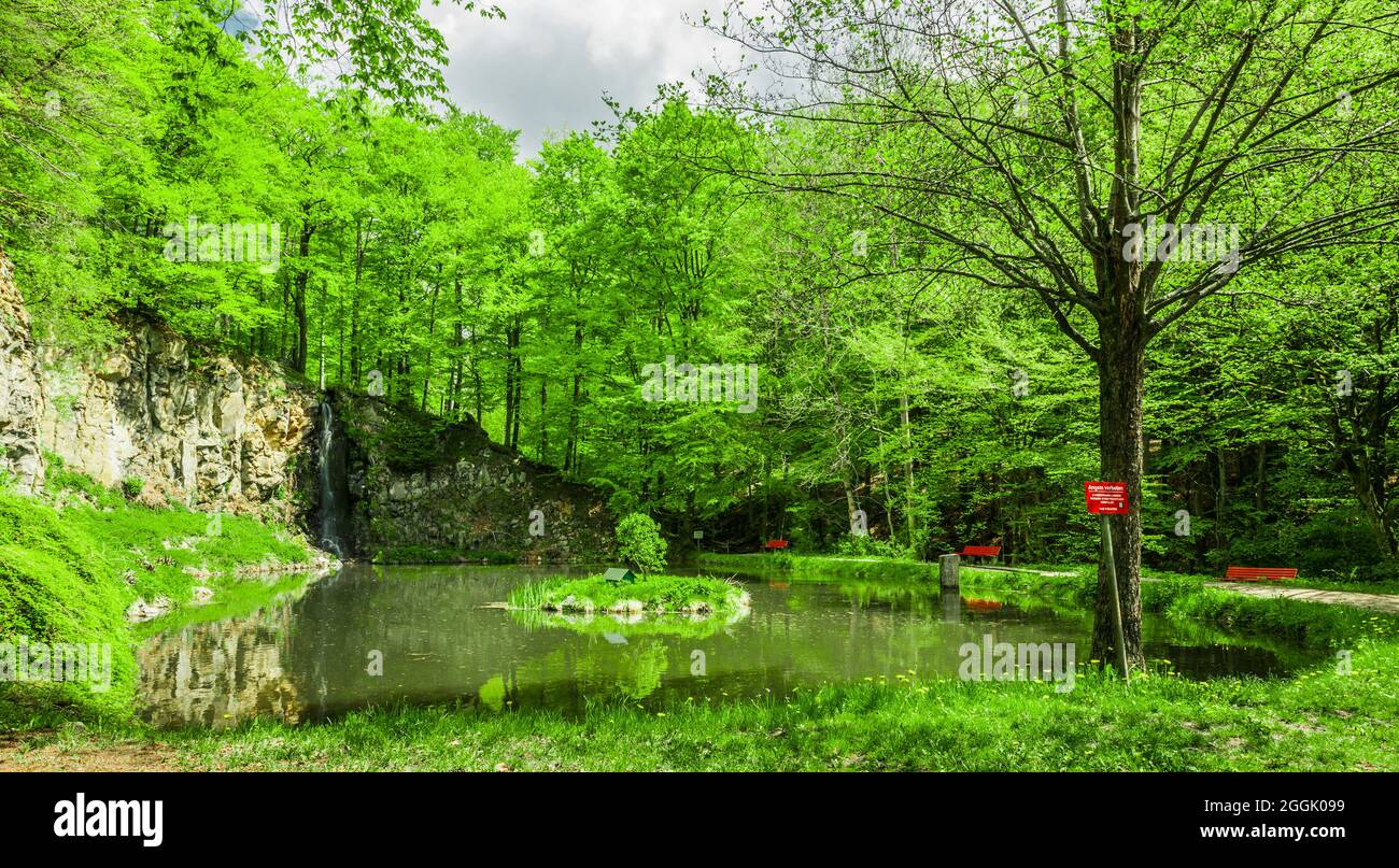 Reflection mirror cascading hi-res stock photography and images - Alamy