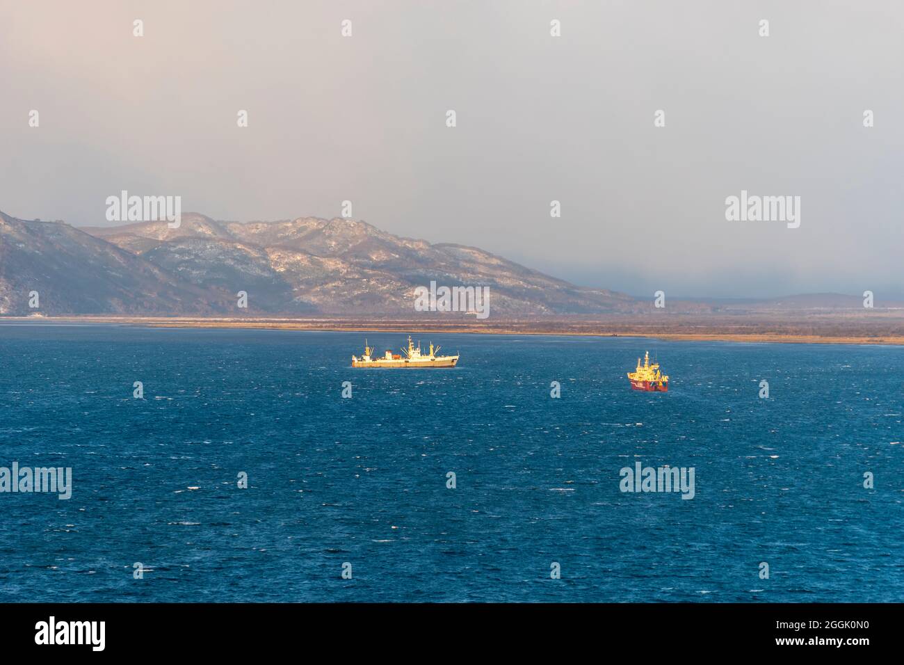 The avacha bay hi-res stock photography and images - Alamy