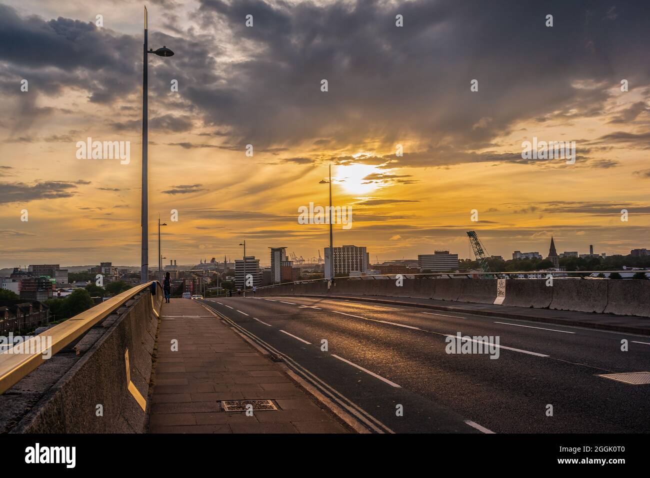 Itchen bridge view hi-res stock photography and images - Alamy