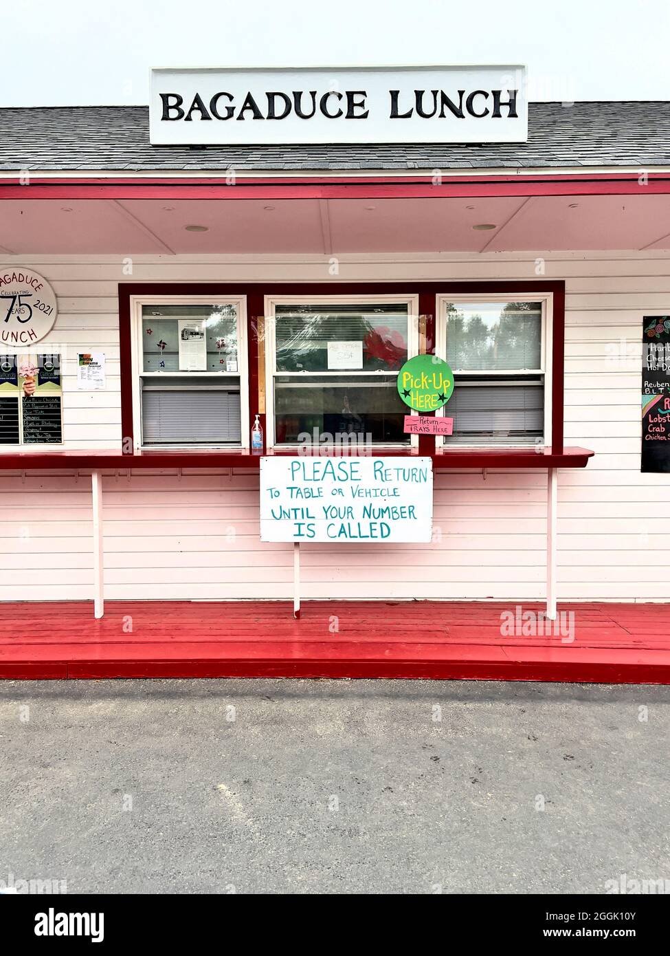 Bagaduce Lunch is a Low-key road side shack offering lobster & seafood ...