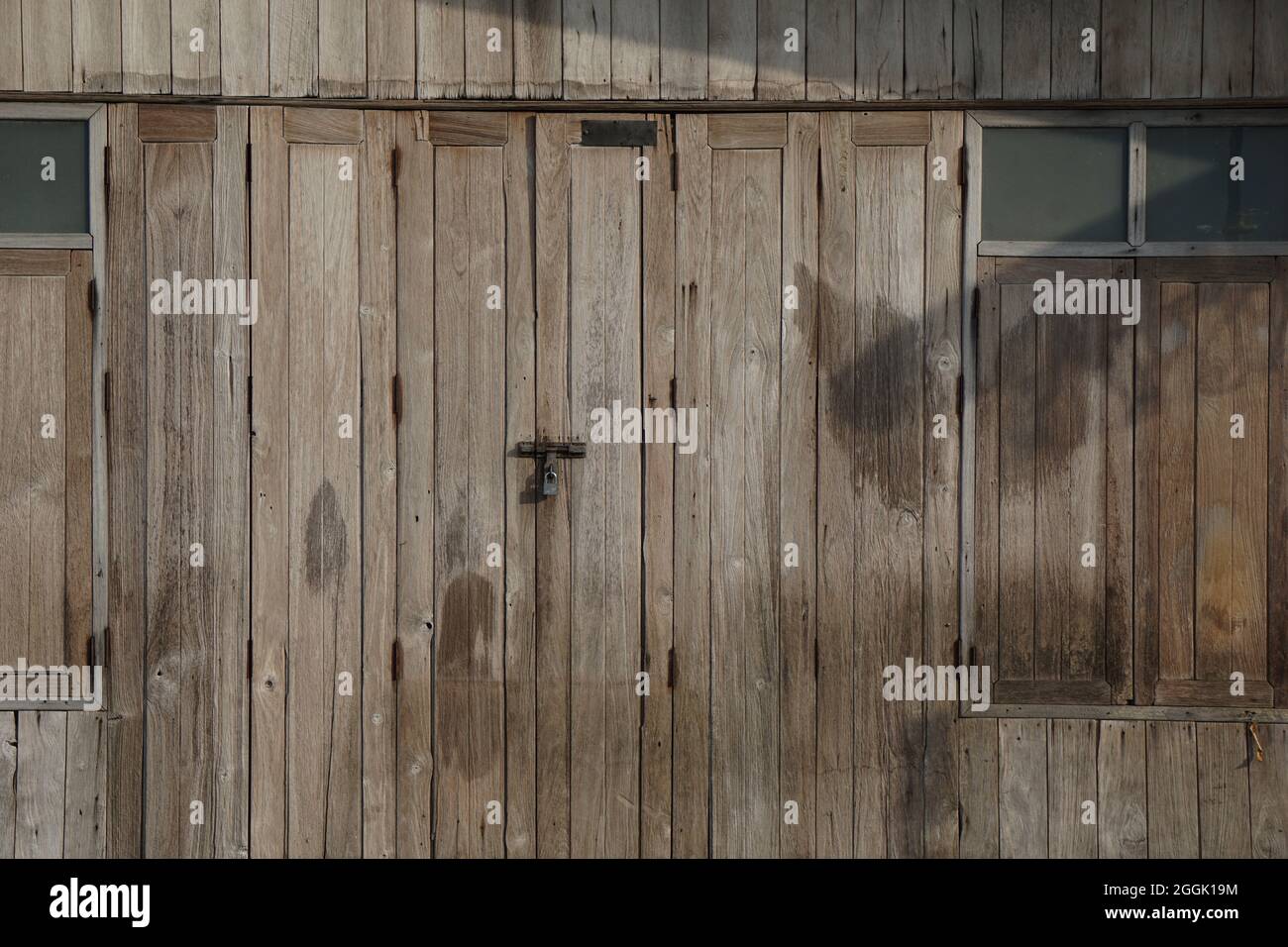 Wood texture background from an old wooden house Stock Photo - Alamy