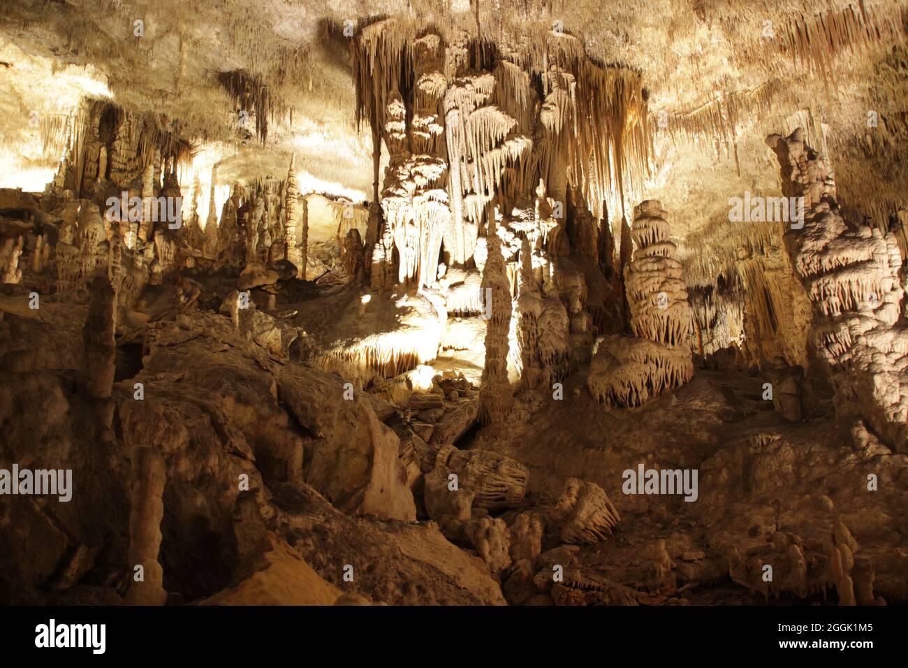 Dragon cave hi-res stock photography and images - Alamy