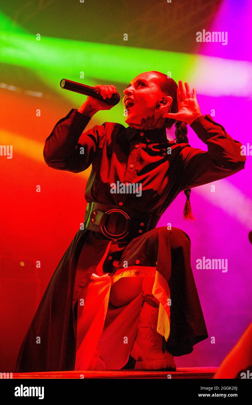 Jinjer singer hi-res stock photography and images - Alamy
