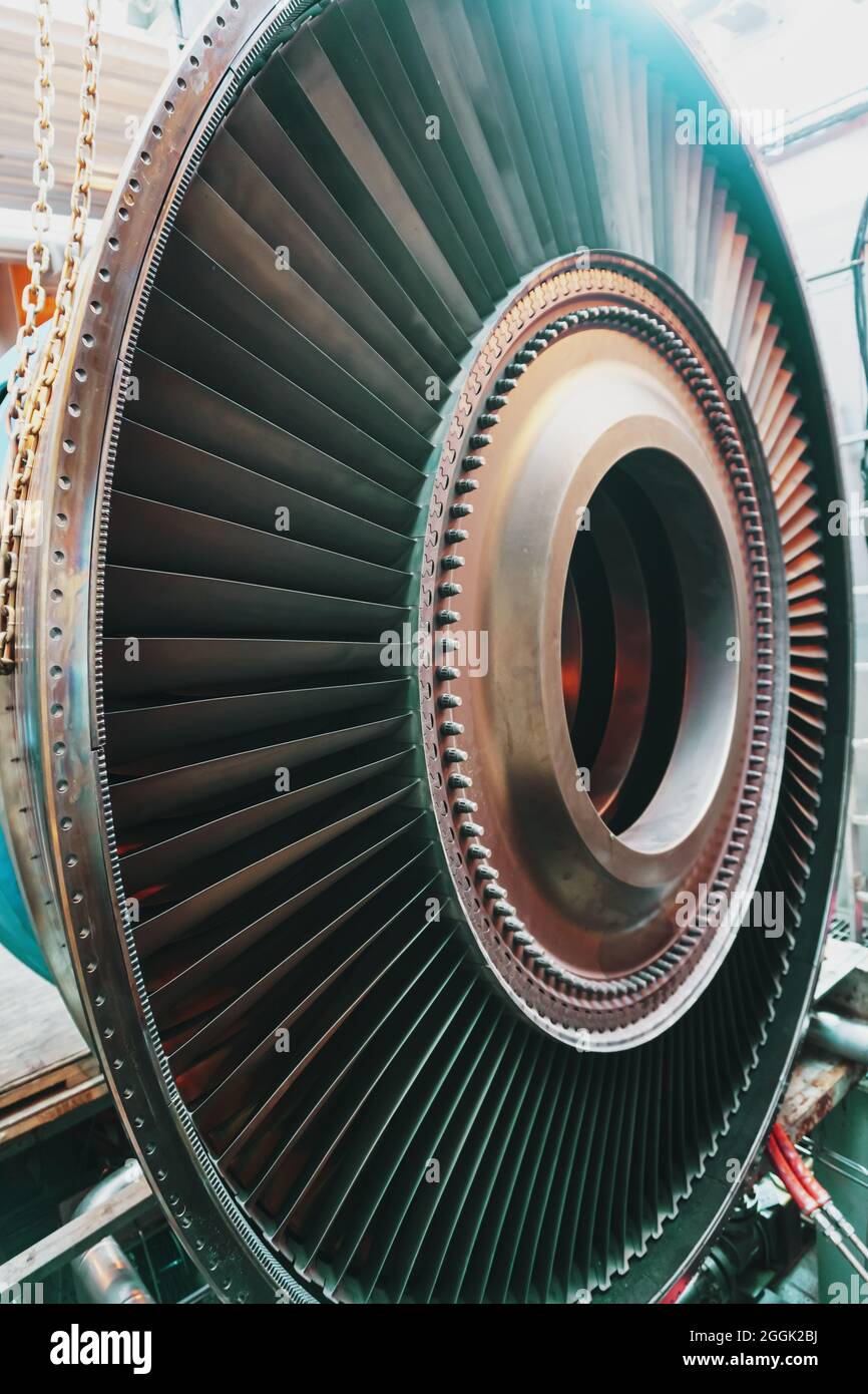 Internal design of a gas turbine plant for generating energy. Disk and ...