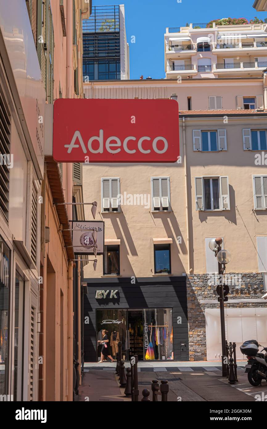 Adecco logo hi-res stock photography and images - Alamy
