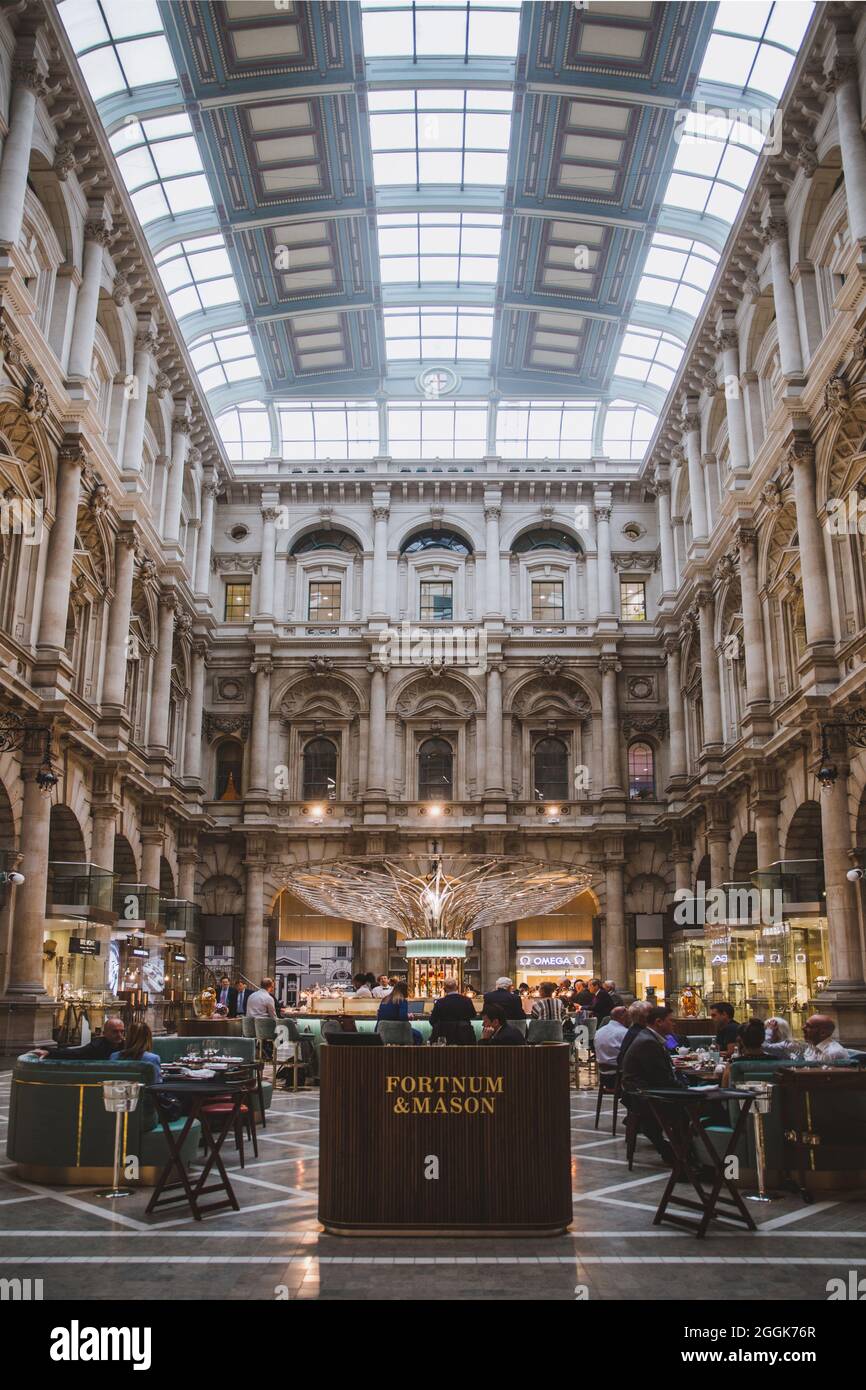 Fortnum & Mason Royal Exchange Stock Photo - Alamy