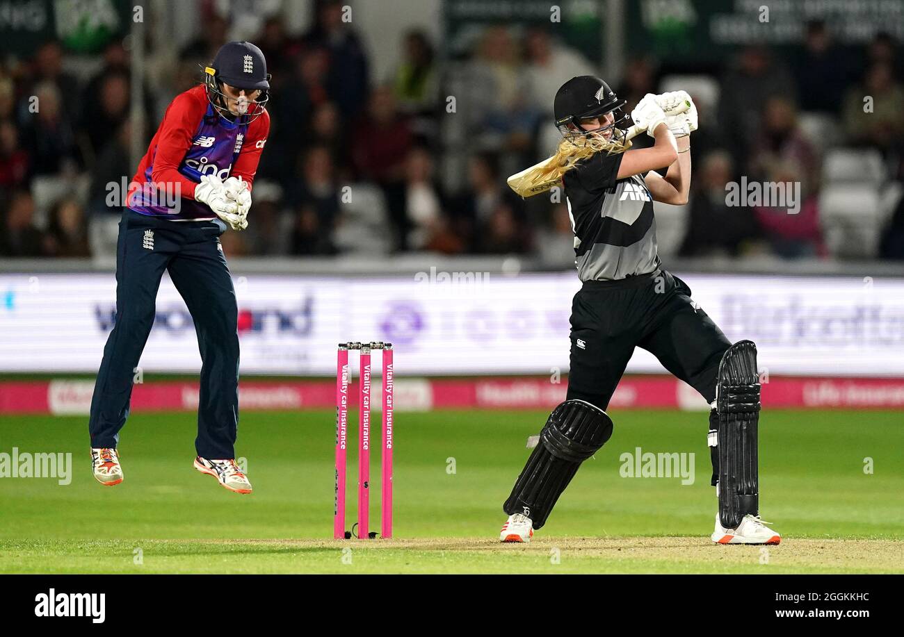 England's Amy Jones catches out New Zealand's Hannah Rowe during the ...