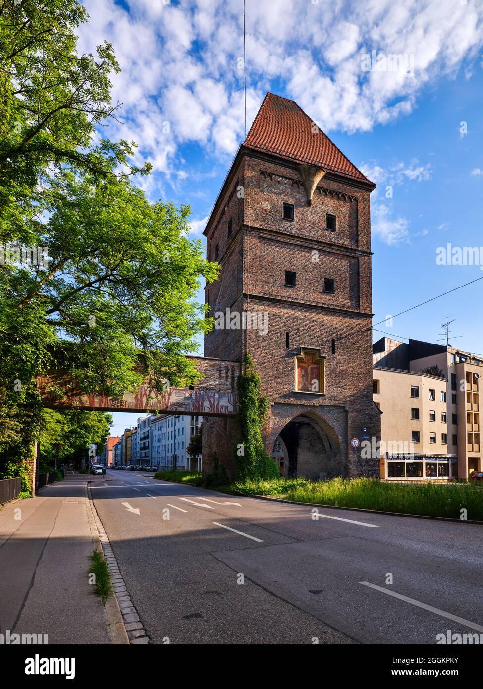 Moat and gate hi-res stock photography and images - Alamy